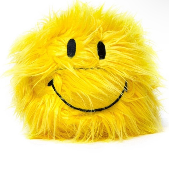 chinatown market | Accessories | New Chinatown Market X Smiley Collab ...